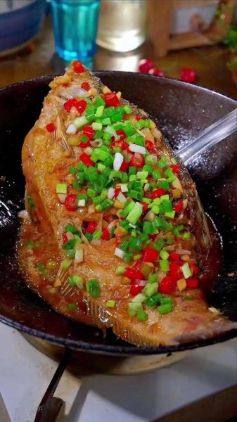 红烧鱼怎么做才入味_正宗红烧鱼的做法步骤-第3张图片-山城妙识
