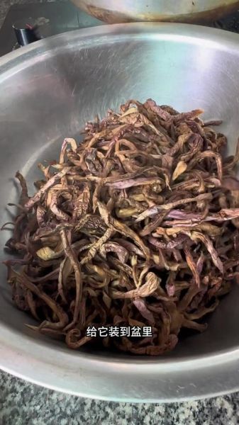 茄子干怎么晒好吃窍门_晒茄子干不黑的技巧-第3张图片-山城妙识