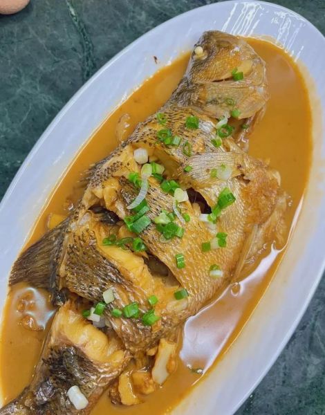 红烧鲈鱼怎么做简单又好吃_鲈鱼红烧步骤-第1张图片-山城妙识