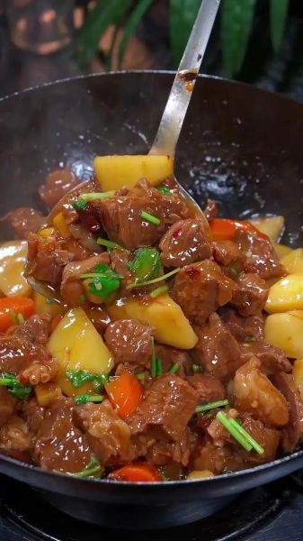 土豆炖牛腩怎么做好吃又简单_土豆炖牛腩最快做法-第2张图片-山城妙识 土豆炖牛腩怎么做好吃又简单_土豆炖牛腩最快做法-第2张图片-山城妙识