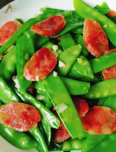 腊肠炒荷兰豆怎么炒才脆_腊肠炒荷兰豆焯水几分钟-第3张图片-山城妙识 腊肠炒荷兰豆怎么炒才脆_腊肠炒荷兰豆焯水几分钟-第3张图片-山城妙识