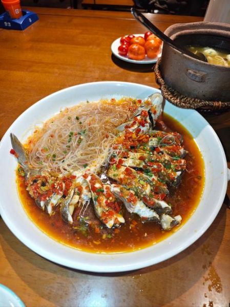 武昌鱼清蒸好吃还是红烧好吃_哪个做法更鲜美-第1张图片-山城妙识