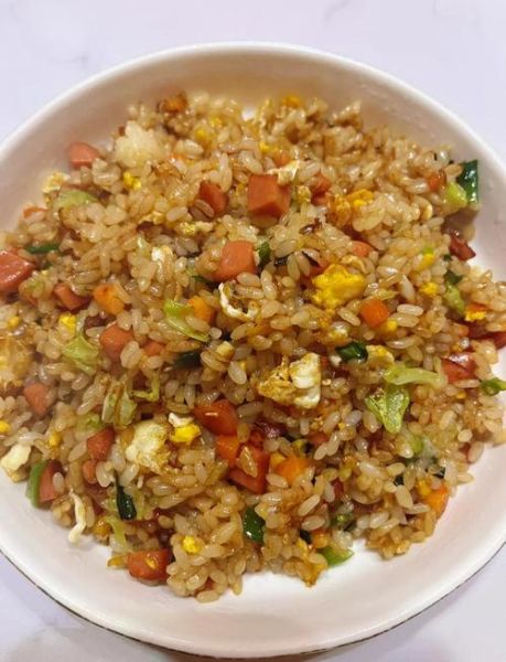 鸡蛋炒饭家常做法_鸡蛋炒饭怎么炒才粒粒分明-第2张图片-山城妙识 鸡蛋炒饭家常做法_鸡蛋炒饭怎么炒才粒粒分明-第2张图片-山城妙识