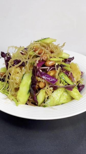 银耳凉拌怎么做好吃_凉拌银耳要不要焯水-第2张图片-山城妙识 银耳凉拌怎么做好吃_凉拌银耳要不要焯水-第2张图片-山城妙识