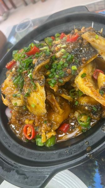 红烧鲤鱼头怎么做_红烧鲤鱼头家常做法步骤-第2张图片-山城妙识 红烧鲤鱼头怎么做_红烧鲤鱼头家常做法步骤-第2张图片-山城妙识