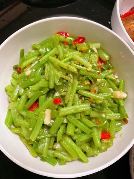 地瓜梗怎么炒好吃_地瓜梗怎么做好吃-第3张图片-山城妙识