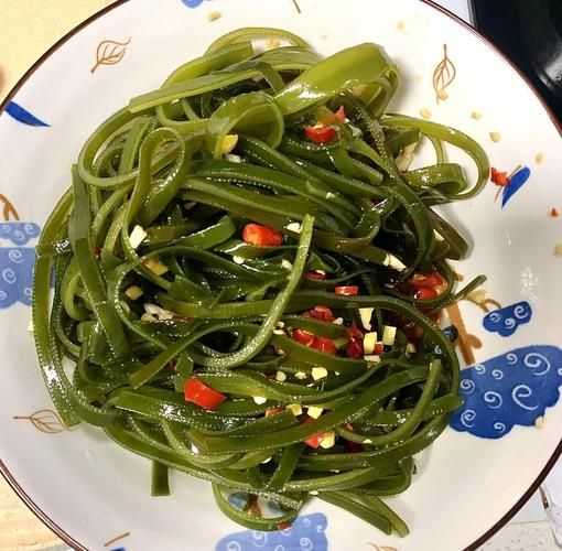 海带丝怎么凉拌才好吃_凉拌海带丝要不要焯水-第3张图片-山城妙识