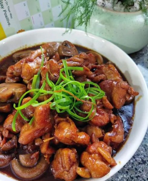 麻油鸡的做法_麻油鸡的功效与禁忌-第3张图片-山城妙识 麻油鸡的做法_麻油鸡的功效与禁忌-第3张图片-山城妙识