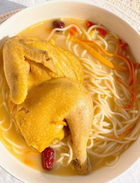 鸡肉面条怎么做好吃又简单_家常鸡肉面做法-第1张图片-山城妙识 鸡肉面条怎么做好吃又简单_家常鸡肉面做法-第1张图片-山城妙识