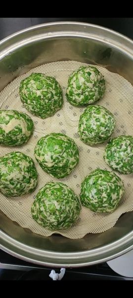 榆钱窝窝头怎么做_榆钱窝窝头要发面吗-第1张图片-山城妙识 榆钱窝窝头怎么做_榆钱窝窝头要发面吗-第1张图片-山城妙识