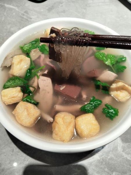 鸭血粉丝汤的做法_正宗南京鸭血粉丝汤怎么做-第1张图片-山城妙识 鸭血粉丝汤的做法_正宗南京鸭血粉丝汤怎么做-第1张图片-山城妙识