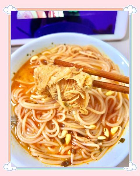 自己煮米线怎么做好吃_米线汤底怎么调才香-第2张图片-山城妙识 自己煮米线怎么做好吃_米线汤底怎么调才香-第2张图片-山城妙识