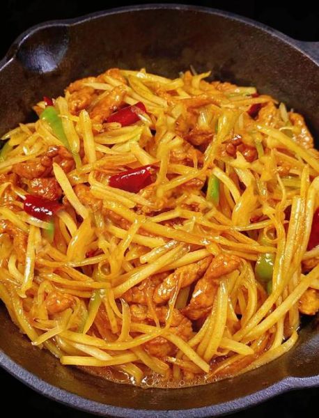 土豆片炒肉丝怎么做_土豆片炒肉丝先炒哪个-第1张图片-山城妙识 土豆片炒肉丝怎么做_土豆片炒肉丝先炒哪个-第1张图片-山城妙识