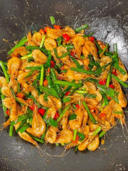 韭菜炒河虾怎么炒才脆嫩_韭菜炒河虾要不要焯水-第3张图片-山城妙识 韭菜炒河虾怎么炒才脆嫩_韭菜炒河虾要不要焯水-第3张图片-山城妙识