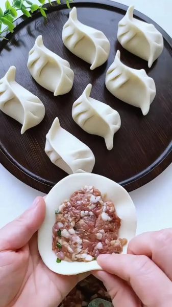 花式饺子怎么包_花式饺子包法视频教程-第2张图片-山城妙识 花式饺子怎么包_花式饺子包法视频教程-第2张图片-山城妙识