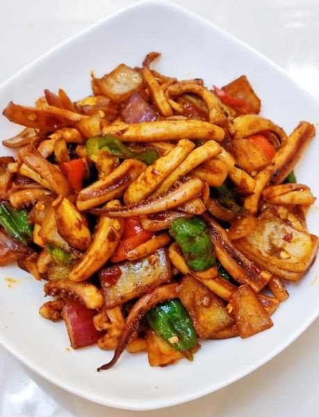 鱿鱼炒什么菜好吃_鱿鱼炒什么配菜最香-第1张图片-山城妙识