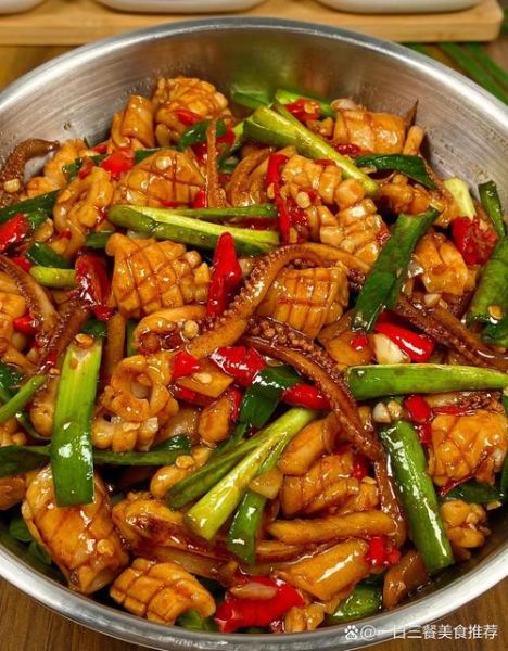 鱿鱼炒什么菜好吃_鱿鱼炒什么配菜最香-第3张图片-山城妙识