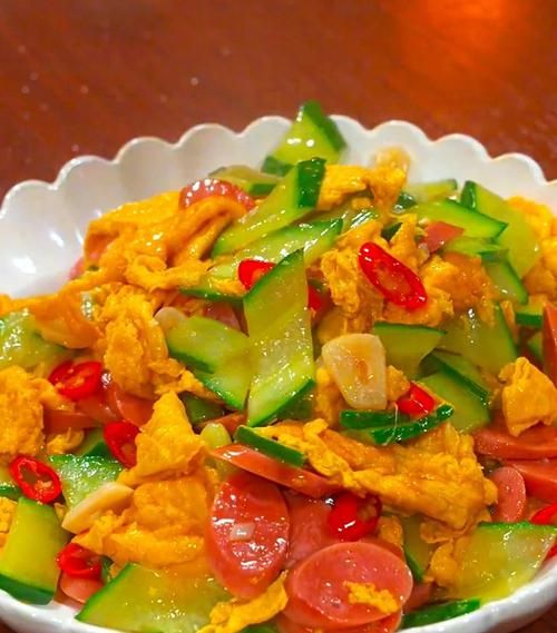 黄瓜炒鸡蛋怎么做_黄瓜炒鸡蛋的家常做法-第1张图片-山城妙识