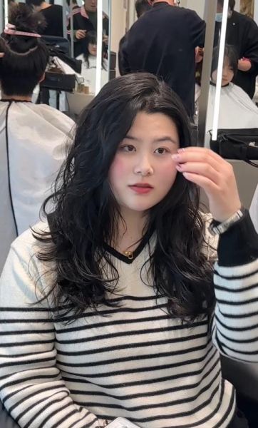 懒人卷发型怎么打理_懒人卷发型适合什么脸型-第3张图片-山城妙识