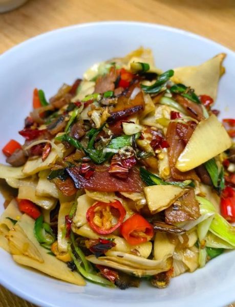 冬笋怎么炒好吃又香_冬笋炒制的秘诀-第1张图片-山城妙识