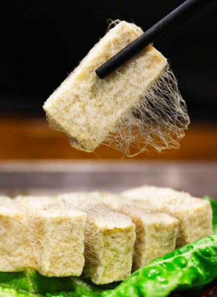 黄山毛豆腐是什么_黄山毛豆腐怎么吃-第1张图片-山城妙识 黄山毛豆腐是什么_黄山毛豆腐怎么吃-第1张图片-山城妙识