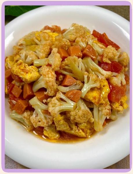 西红柿炒菜花怎么做_西红柿炒菜花需要焯水吗-第1张图片-山城妙识 西红柿炒菜花怎么做_西红柿炒菜花需要焯水吗-第1张图片-山城妙识