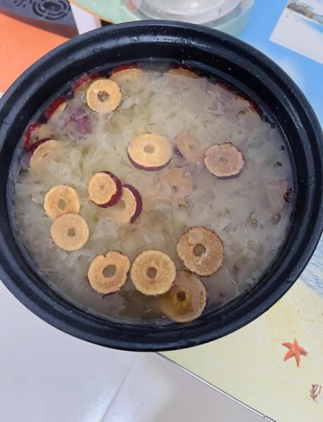 银耳汤怎么煮粘稠_快速出胶的秘诀-第1张图片-山城妙识 银耳汤怎么煮粘稠_快速出胶的秘诀-第1张图片-山城妙识