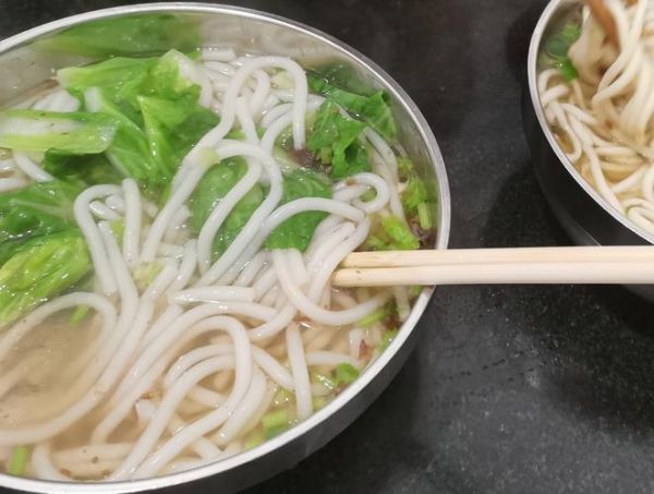 正宗清汤粉怎么做_清汤粉汤底配方-第3张图片-山城妙识