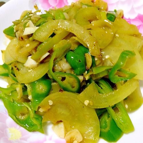 青西红柿炒辣椒能吃吗_怎么做不苦-第2张图片-山城妙识 青西红柿炒辣椒能吃吗_怎么做不苦-第2张图片-山城妙识