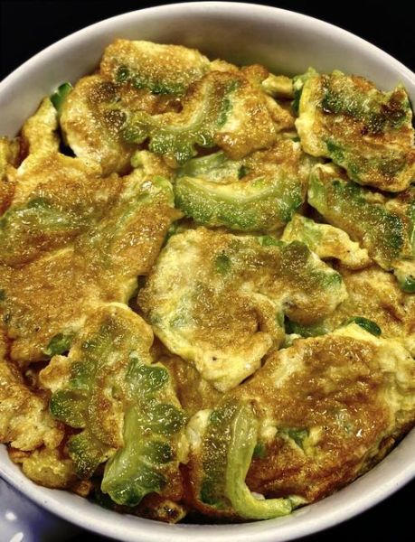 苦瓜煎蛋怎么做_苦瓜煎蛋不苦的小窍门-第2张图片-山城妙识 苦瓜煎蛋怎么做_苦瓜煎蛋不苦的小窍门-第2张图片-山城妙识