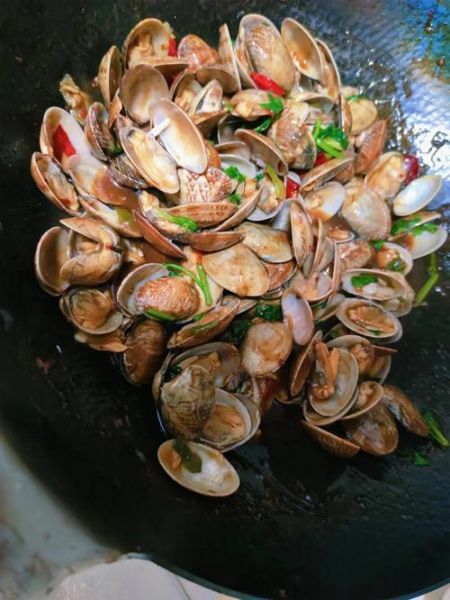 爆炒花蚬子东北做法_花蚬子怎么炒不腥-第1张图片-山城妙识 爆炒花蚬子东北做法_花蚬子怎么炒不腥-第1张图片-山城妙识