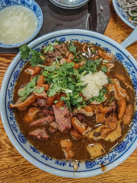 老北京小吃店推荐_正宗卤煮火烧哪里吃-第2张图片-山城妙识