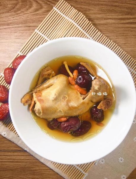 炖鸽子怎么做好吃_清炖鸽子汤的做法-第1张图片-山城妙识 炖鸽子怎么做好吃_清炖鸽子汤的做法-第1张图片-山城妙识