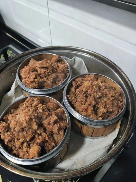 蒸米粉肉怎么做才好吃_米粉肉蒸多久口感最佳-第3张图片-山城妙识
