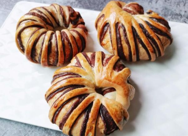 豆沙面包怎么做_豆沙面包热量高吗-第2张图片-山城妙识