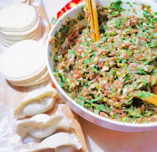 饺子肉馅怎么调好吃_饺子肉馅怎么调才鲜嫩多汁-第1张图片-山城妙识 饺子肉馅怎么调好吃_饺子肉馅怎么调才鲜嫩多汁-第1张图片-山城妙识