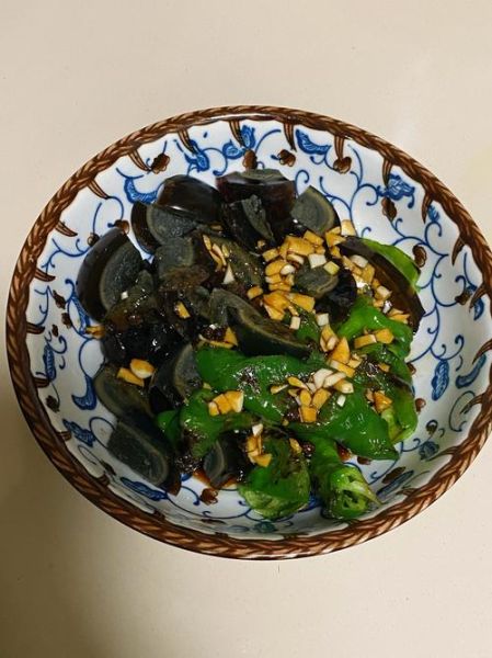 皮蛋为什么要蒸一下_蒸皮蛋的正确方法-第1张图片-山城妙识 皮蛋为什么要蒸一下_蒸皮蛋的正确方法-第1张图片-山城妙识