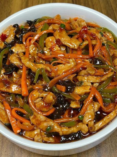 鱼香肉丝的肉怎么腌制_腌制多久才入味-第2张图片-山城妙识