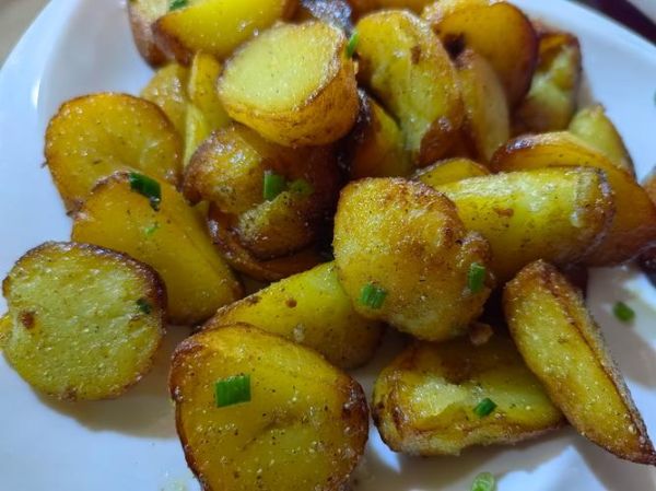 椒盐土豆球怎么做_外酥里嫩秘诀-第2张图片-山城妙识