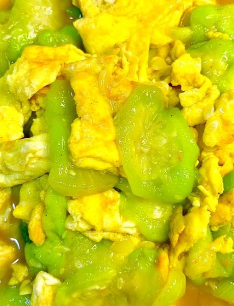 鸡蛋炒丝瓜怎么炒好吃_丝瓜鸡蛋不黑不柴的秘诀-第1张图片-山城妙识 鸡蛋炒丝瓜怎么炒好吃_丝瓜鸡蛋不黑不柴的秘诀-第1张图片-山城妙识