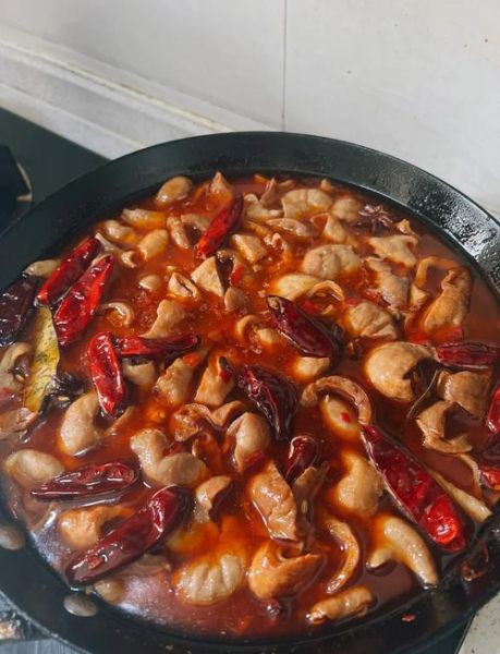 烧肥肠怎么去除异味_烧肥肠的家常做法窍门-第1张图片-山城妙识 烧肥肠怎么去除异味_烧肥肠的家常做法窍门-第1张图片-山城妙识