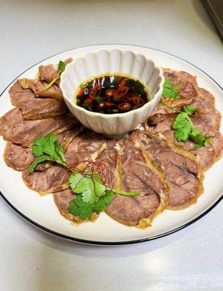 冷菜菜谱大全荤菜_酒席必备冷盘有哪些-第1张图片-山城妙识 冷菜菜谱大全荤菜_酒席必备冷盘有哪些-第1张图片-山城妙识