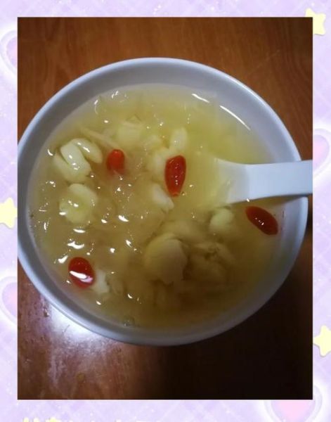 银耳莲子羹用什么莲子_湘莲建莲区别-第2张图片-山城妙识 银耳莲子羹用什么莲子_湘莲建莲区别-第2张图片-山城妙识