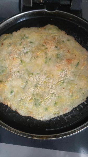 家常煎饼怎么做_煎饼面糊怎么调-第3张图片-山城妙识