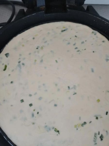家常煎饼怎么做_煎饼面糊怎么调-第2张图片-山城妙识