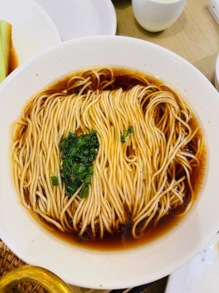 阳春面用什么面条好吃_哪种面条最适合做阳春面-第1张图片-山城妙识 阳春面用什么面条好吃_哪种面条最适合做阳春面-第1张图片-山城妙识