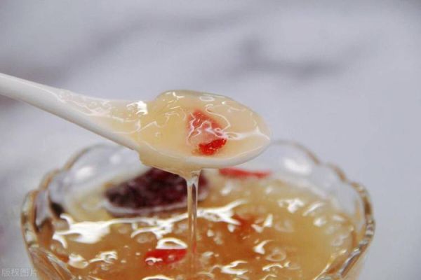 银耳泡发2一3天能吃吗_银耳泡久了有毒吗-第3张图片-山城妙识 银耳泡发2一3天能吃吗_银耳泡久了有毒吗-第3张图片-山城妙识