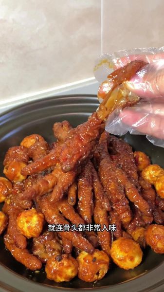 虎皮鸡爪炸后不起虎皮_为什么不起虎皮-第1张图片-山城妙识