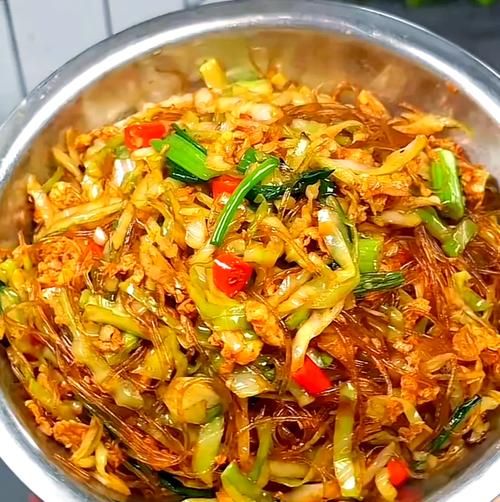 干锅粉丝包菜怎么做_干锅粉丝包菜家常做法-第3张图片-山城妙识 干锅粉丝包菜怎么做_干锅粉丝包菜家常做法-第3张图片-山城妙识