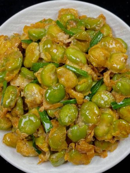 蚕豆和什么菜一起炒好吃_蚕豆炒什么菜最营养-第3张图片-山城妙识 蚕豆和什么菜一起炒好吃_蚕豆炒什么菜最营养-第3张图片-山城妙识